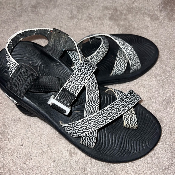 Chaco | Shoes | Chacos Black And White Pattern | Poshmark